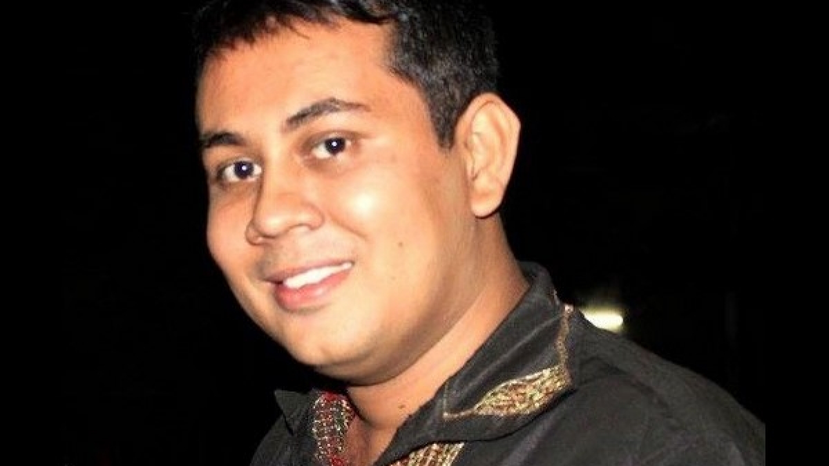 బంగ్లాదేశ్ బ్లాగర్ దారుణ హత్య | Bangladesh blogger Niloy Neel Killed in ...