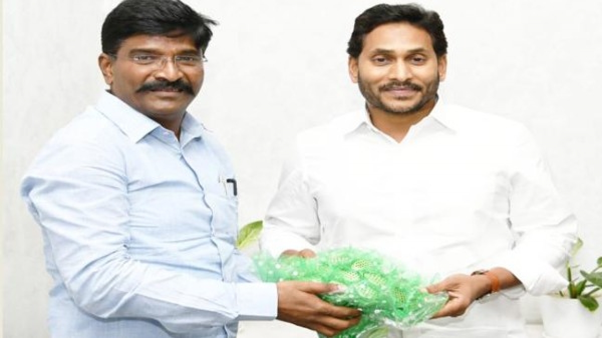 ఎమ్మెల్యే టికెట్ కావాలని పట్టుబట్టిన వైసీపీ ఎంపీ: జగన్‌ వద్దే ఫైనల్ ...