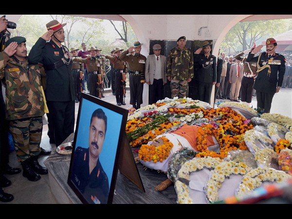 రాయ్ అంత్యక్రియలు: 'వీర మరణం', 'నా ప్రగాఢ సానుభూతి' (ఫోటోలు) | Colonel ...