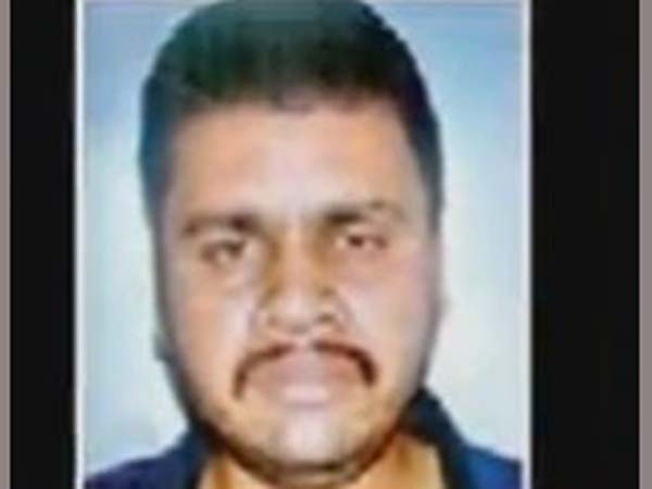 ముంబైకి సాహూ: గుడుల్లో రూ.80 కోట్ల సొత్తు చోరీ | Theif Prakash Sahu ...