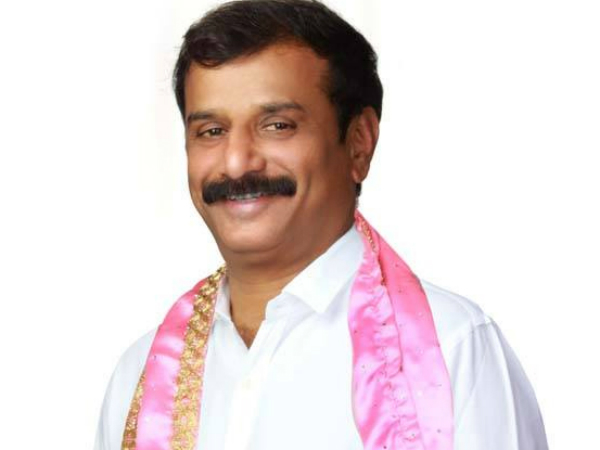 జహీరాబాద్ ఎంపీ వాహనానికి స్వల్ప ప్రమాదం, గేదెను ఢీకొట్టిన కారు | MP BB ...