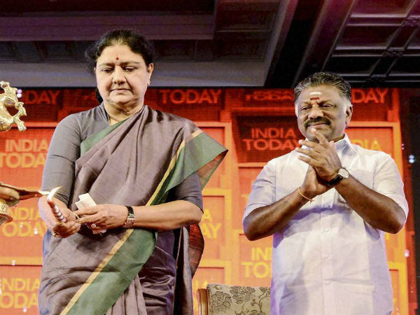 'వేదనిలయంలో పన్నీర్ శశికళ కాళ్లు పట్టుకున్నారు.. అతనో ద్రోహి' | AIADMK ...