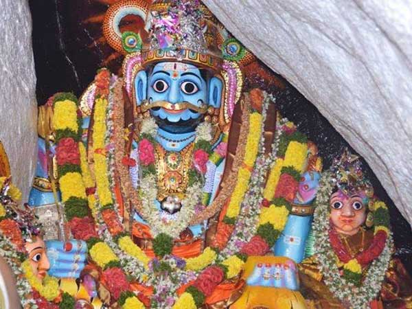 నేత్రపర్వంగా కొమురెల్లి మల్లన్న పెద్దపట్నం .. ఆద్యంతం మల్లన్న శరణు ...