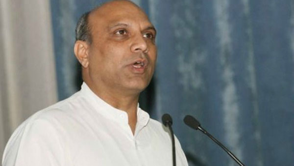 మూడు రాజధానులపై త్వరలో కాంగ్రెస్ కీలక నిర్ణయం: విశాఖకే నా ఓటు: కేంద్ర ...