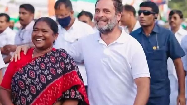 రూ.20 వేల షూ: రాహుల్‌కు సీతక్క గిప్ట్, త్వరలో ఢిల్లీకి ఎమ్మెల్యే ...