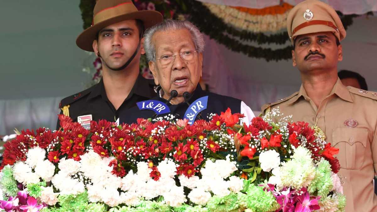 ఏపీ గవర్నర్ రిపబ్లిక్ డే ప్రసంగం-చేతల ప్రభుత్వమని వ్యాఖ్య-రాజధానులపై ...