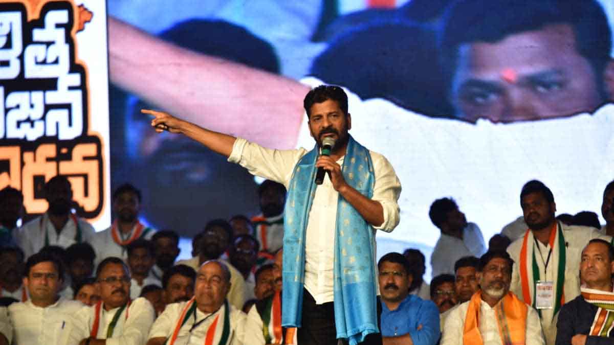 కేసీఆర్ ఫామ్హౌస్ అయినా.. వరంగల్ హంటర్ రోడ్ అయినా.. మేం రెడీ: రేవంత్ ...