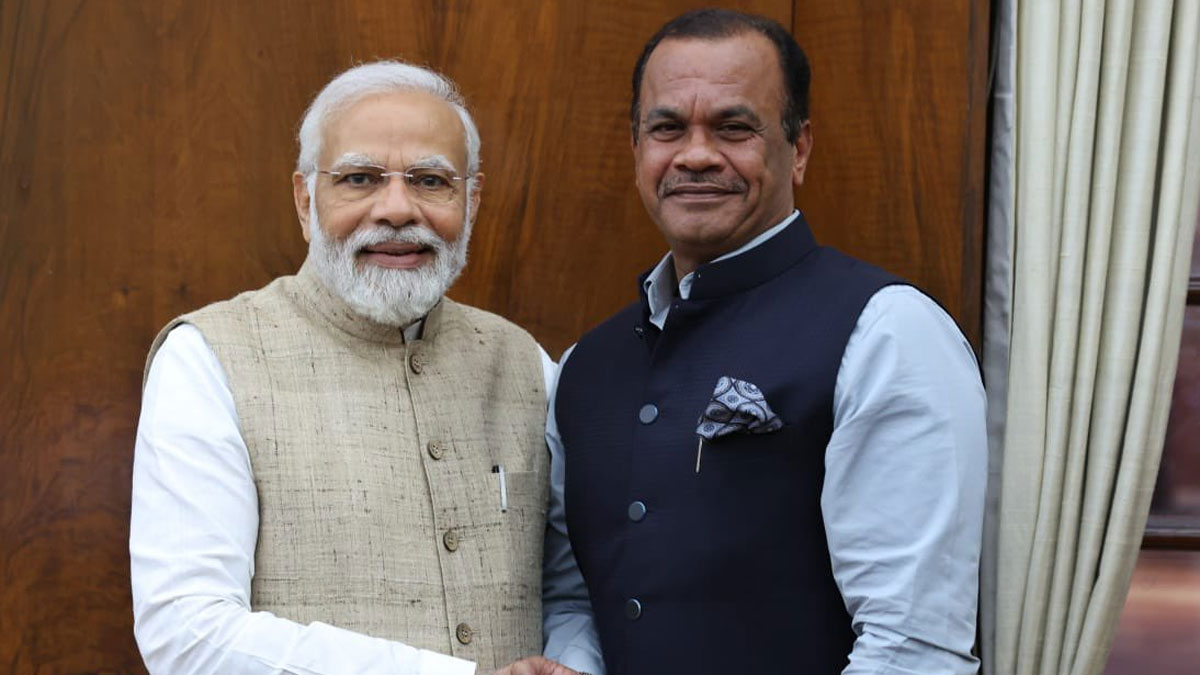 ప్రధాని మోదీతో కోమటిరెడ్డి వెంకటరెడ్డి- ఏం జరుగుతోంది? | Telangana ...