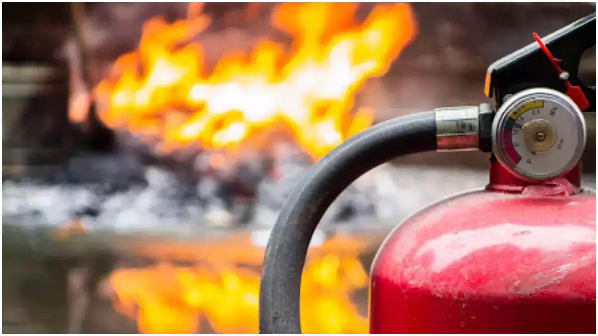 Fire Accident: నాచారంలో భారీ అగ్నిప్రమాదం.. | Fire Accident at jp ...