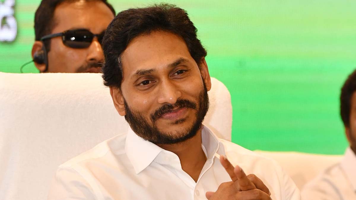 ఢిల్లీకి సీఎం జగన్ - ఎన్నికల పిక్చర్ క్లియర్, మద్దతుపైనా..!! | CM Jagan to meet Modi - Shah duo ...