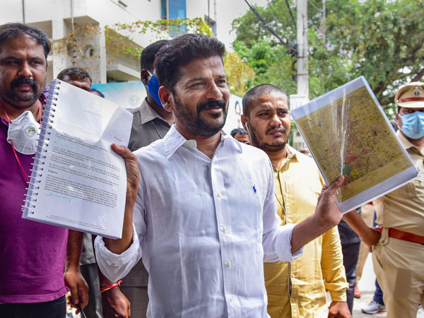 Revanth Reddy: ఏ అవకాశాన్ని వదలని రేవంత్ రెడ్డి.. విద్యార్థి నేత నుంచి ...