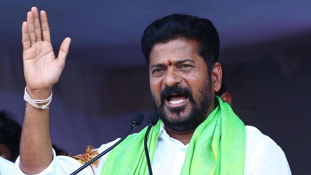 రేవంత్ రెడ్డి ఇంటి దగ్గర పోలీసుల భారీ భద్రత: తెలంగాణాలో మారిన పొలిటికల్ ...