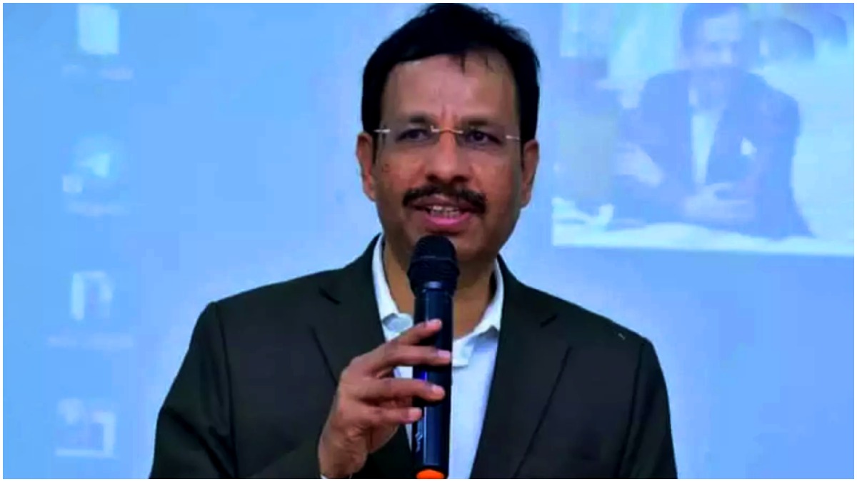 మహిళల ఉచిత బస్సు ప్రయాణం వేళ సజ్జనార్ కీలక ప్రకటన..!! | TSRTC MD VC ...