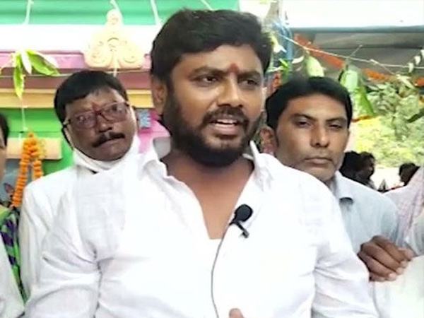 రాజీనామాల వేళ.. జగన్ మెరుపు నిర్ణయం: సిట్టింగ్ ఎమ్మెల్యేకు నో టికెట్ ...