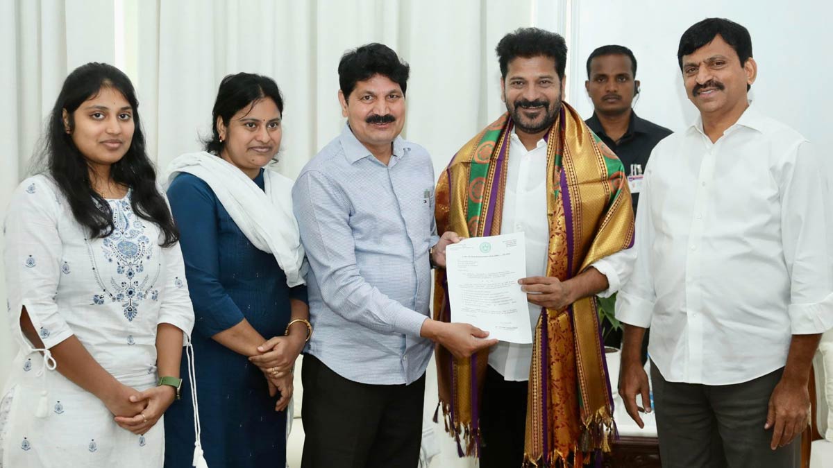 Tellam Venkat Rao: రేవంత్ రెడ్డిని కుటుంబ సమేతంగా కలిసిన బీఆర్ఎస్ ...