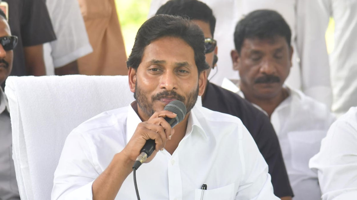 రుణమాఫీ, మేనిఫెస్టోపై జగన్ కీలక నిర్ణయం..!! | YS Jagan to finalise ...