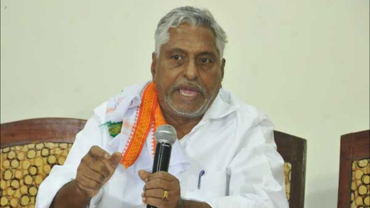 ఢిల్లీ ఎఫెక్ట్: అలక వీడిన జీవన్ రెడ్డి, కాంగ్రెస్ తలుపులు తెరిచే ...